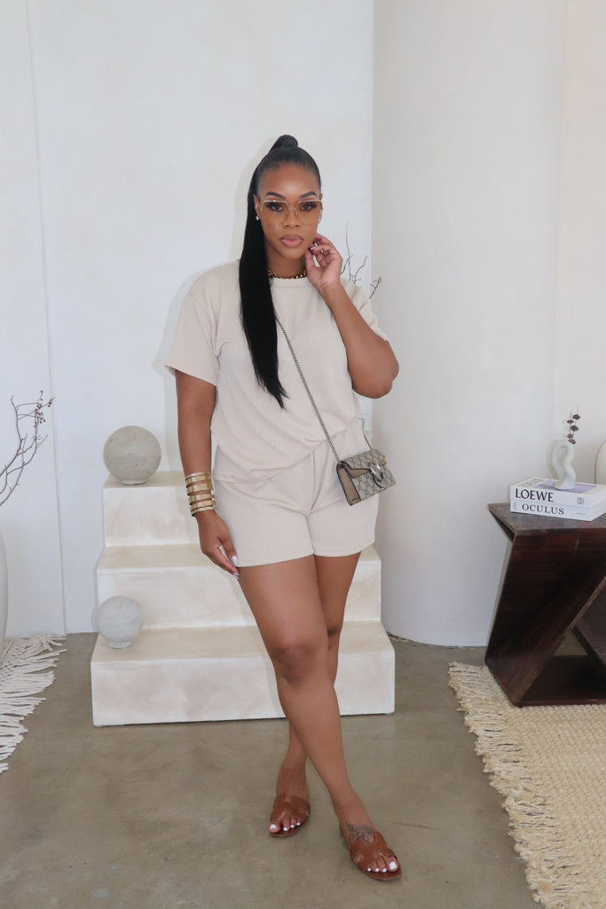 SETS – Chique Me
